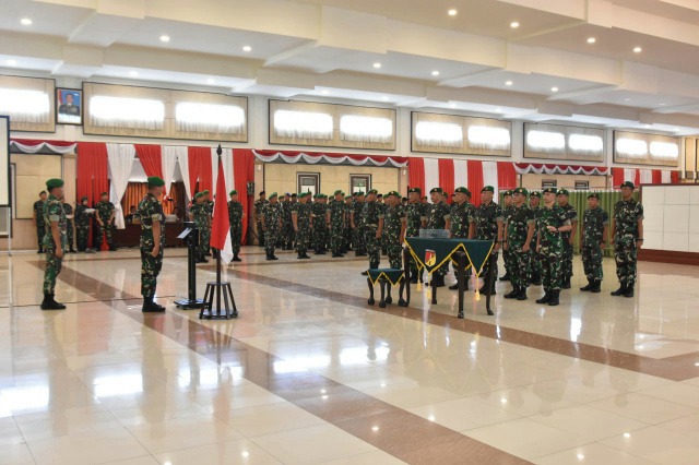 Kolonel Debok Sumantokoh Resmi Jabat Kabintaljarahdam XIII/Merdeka ...